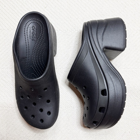 CROCS | Shoes | Crocs Black Platform Siren Clogs Size 2 | Poshmark